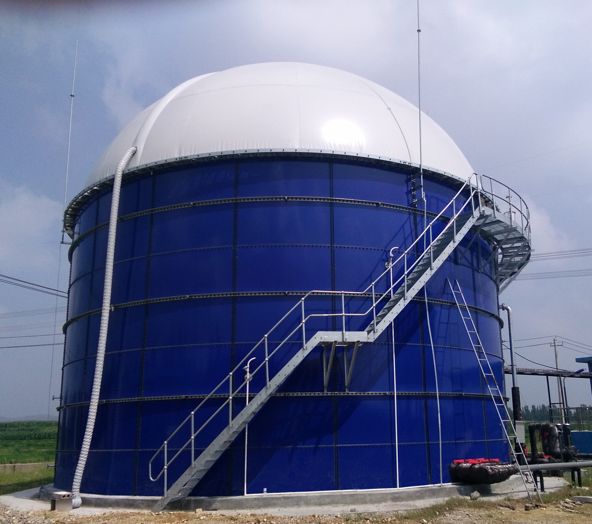 UIG Cobalt Blue Biogas Tank with inflated dome | UIG Tanks - United ...